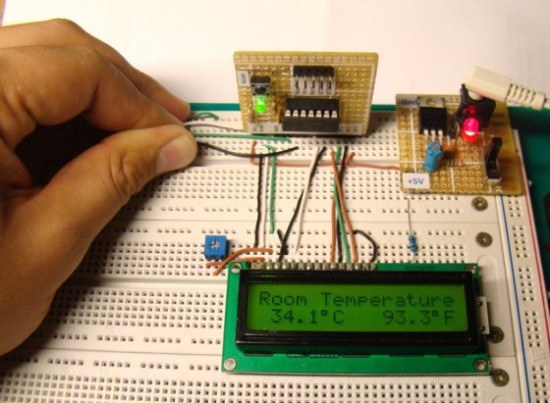 Img_PIC16F688_LM35TempOutput2 | Embedded Lab