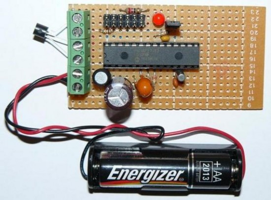 Low power temperature data logger using PIC18F27J53 | Embedded Lab