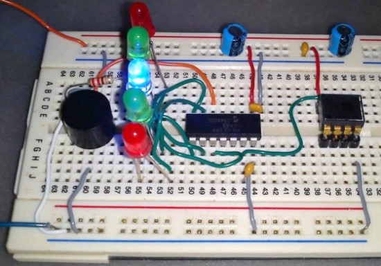 Build a digital spirit level using a SCA610 accelerometer | Embedded Lab