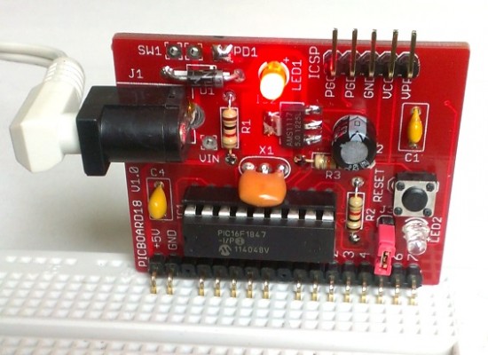 Breakout board for PIC16F1847 microcontroller | Embedded Lab