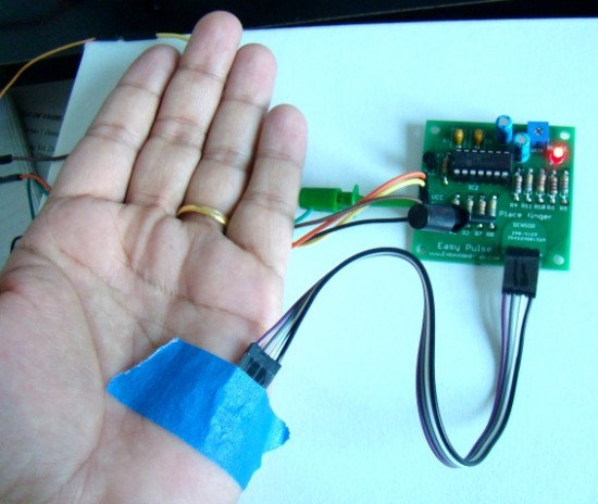 Introducing Easy Pulse: A DIY photoplethysmographic sensor for ...