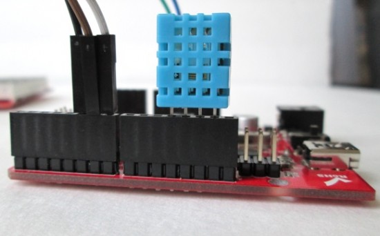 Step-by-step guide for making a very simple temperature and humidity ...