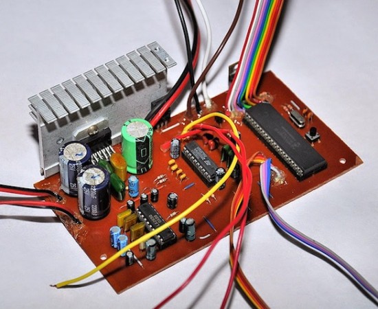 DIY 2.1 channel audio amplifier | Embedded Lab