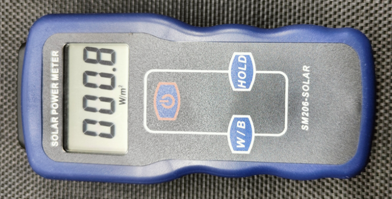 A Simple Solar Irradiation Measurement Technique | Embedded Lab